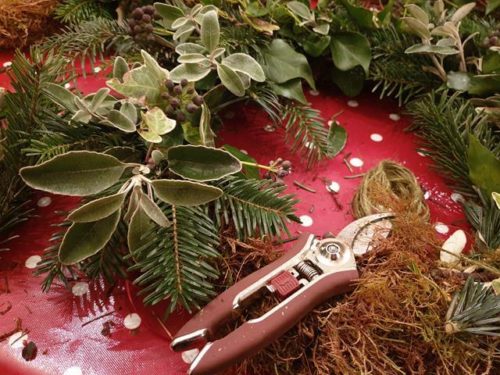 First time wreath making and tips for DIY wreaths